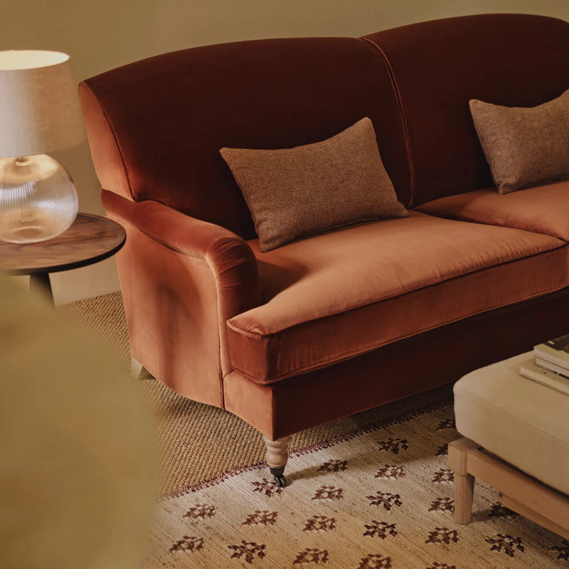 Neptune Olivia 4 Seater Sofa – Hunters Furniture