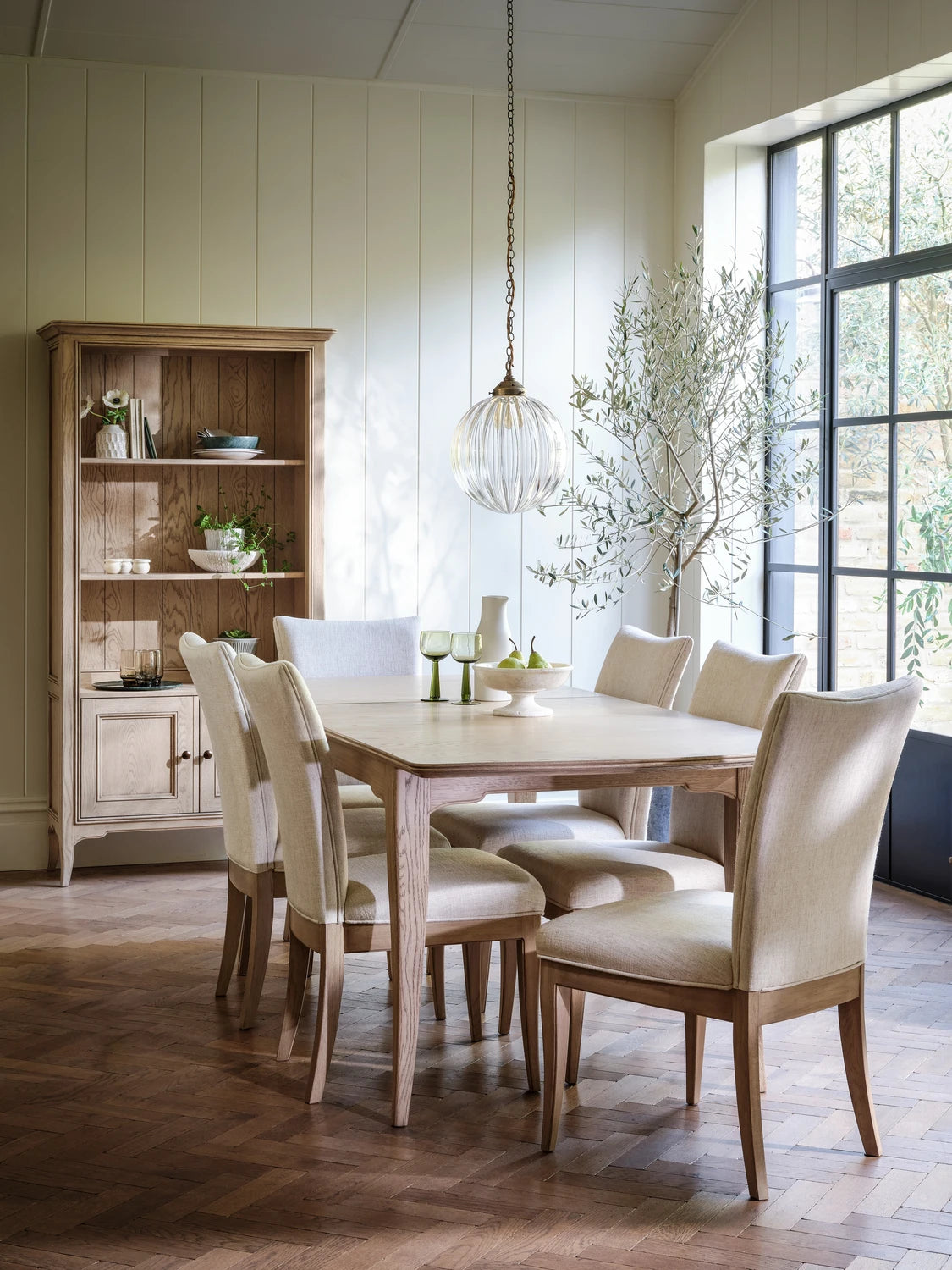 Paris Extending Dining Table – Hunters Furniture